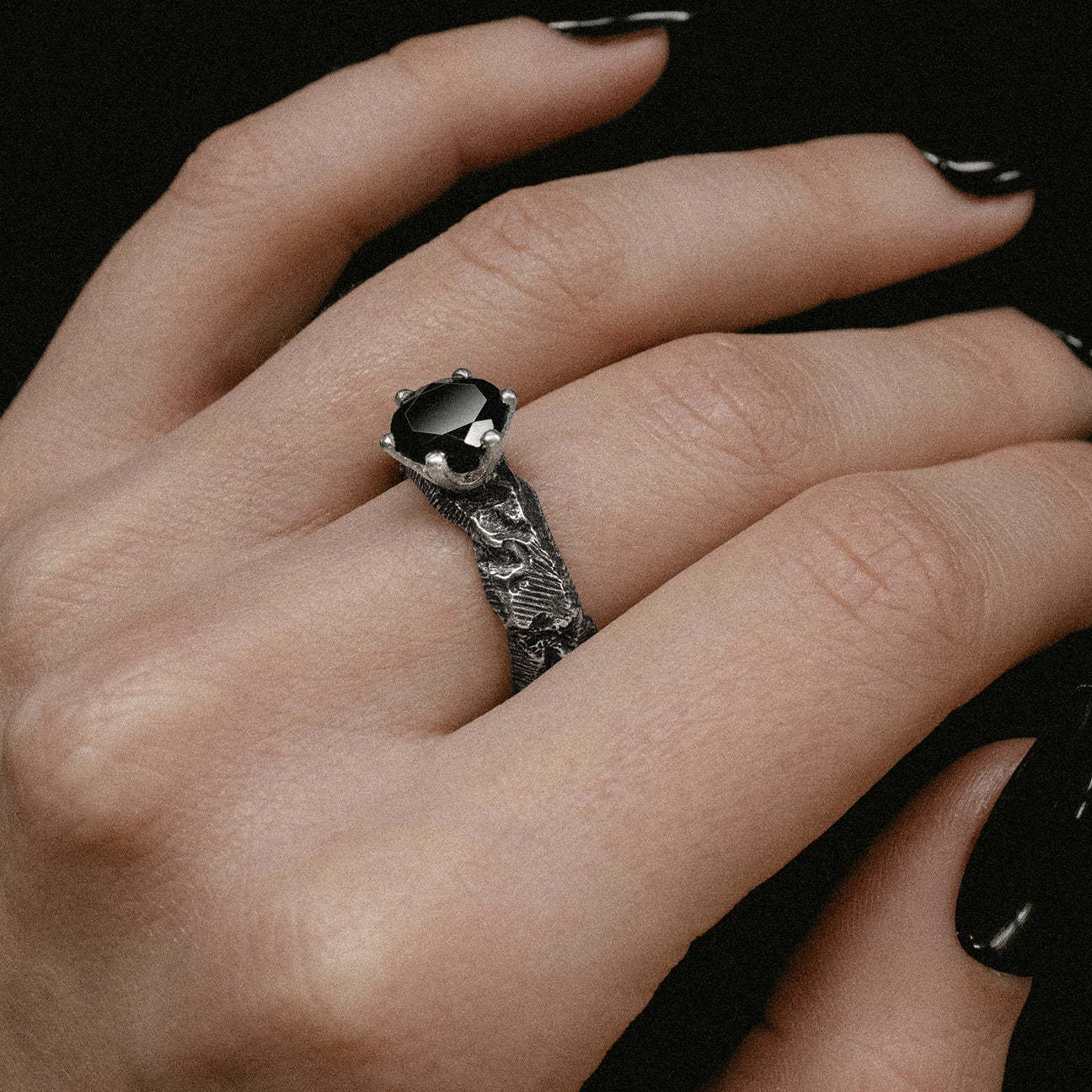 Murmur Ring – Alicia Hannah Naomi