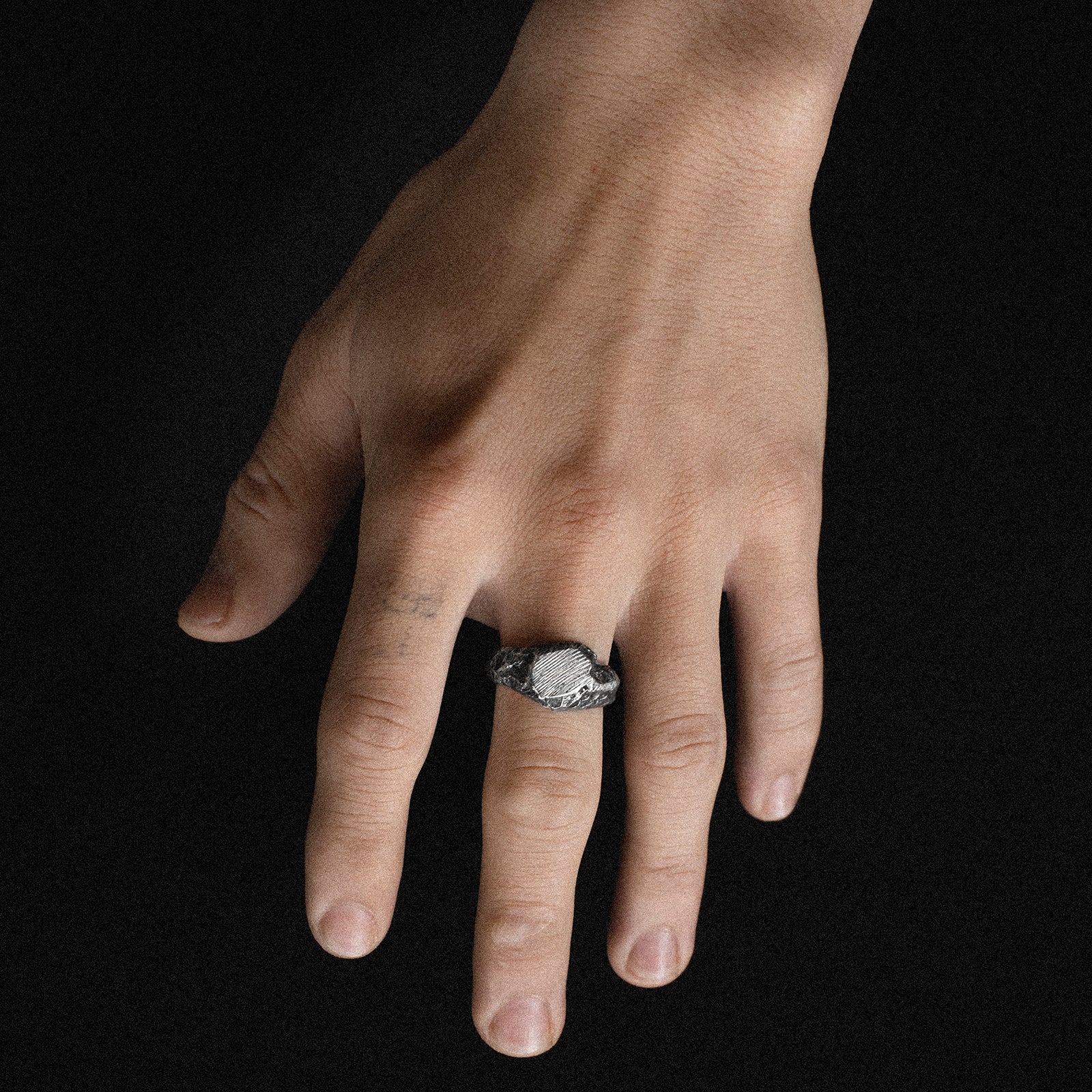 Murmur Ring – Alicia Hannah Naomi